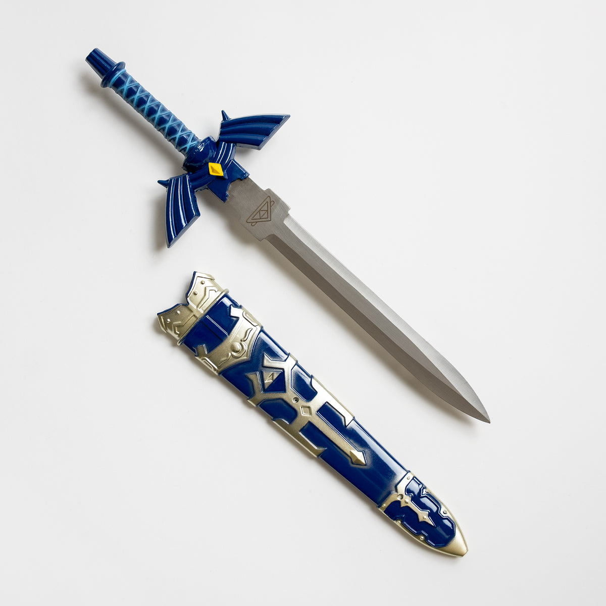 Link's Master Sword (with Sheath) — Fire and Steel