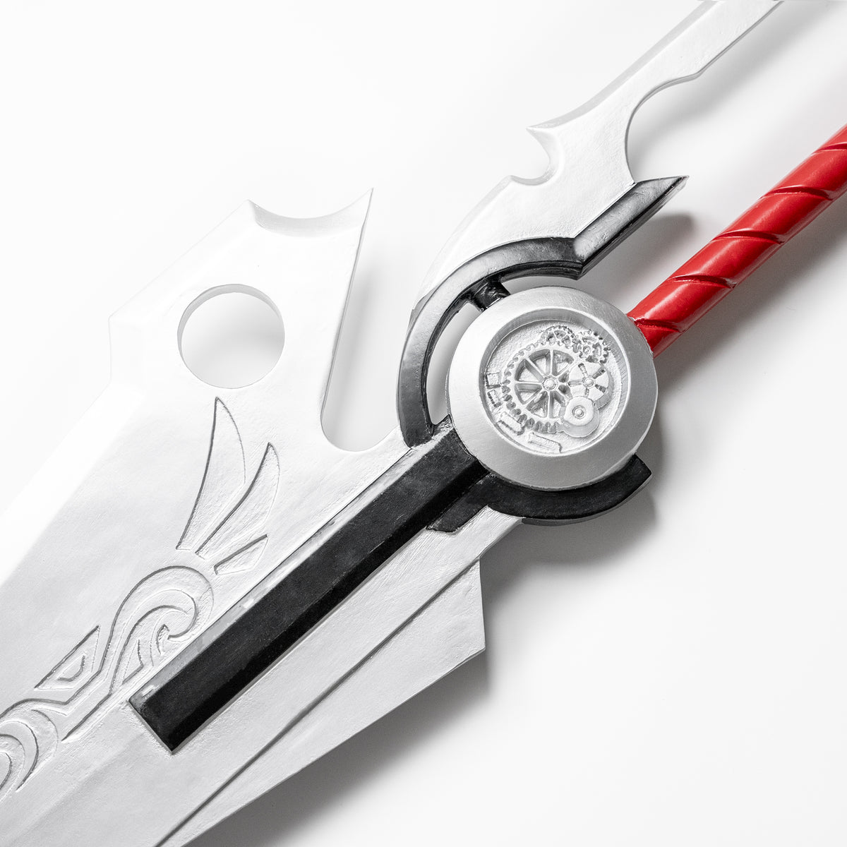 Qrow Branwen's "Harbinger" (Fiberglass) - Fire and Steel