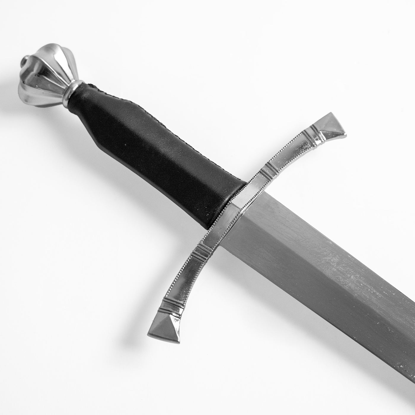 Silver Sovereign Medieval Longsword – Fire and Steel | Battle Ready ...