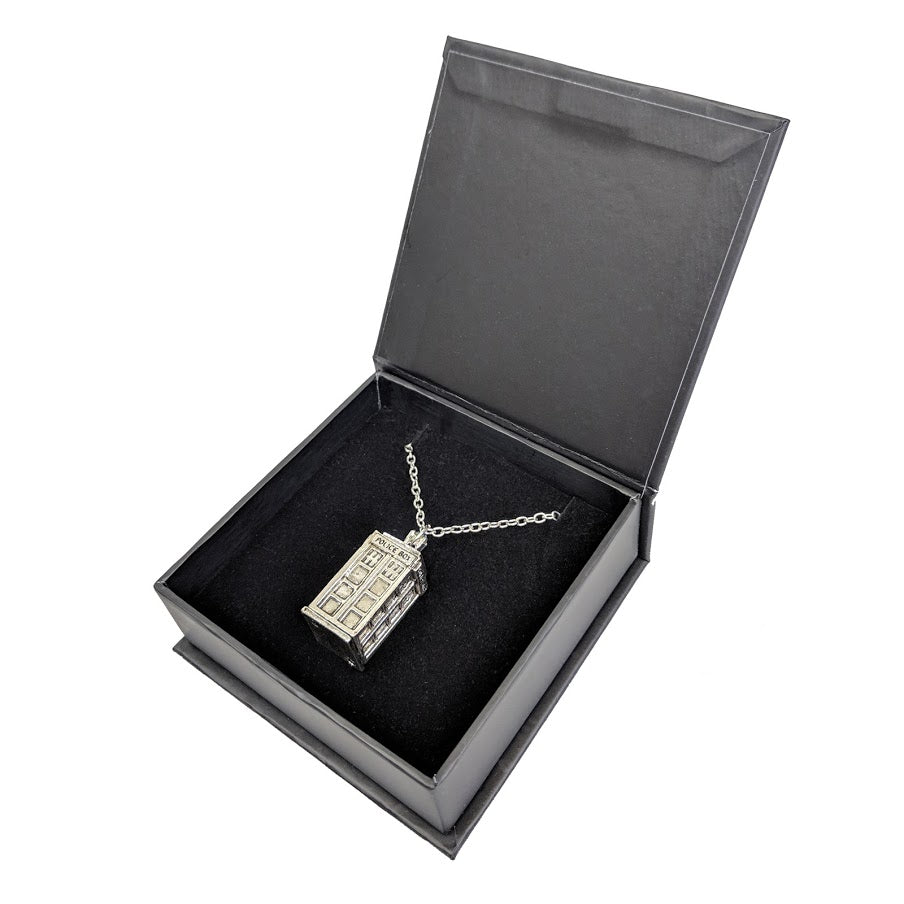 Collier Tardis - Fire and Steel