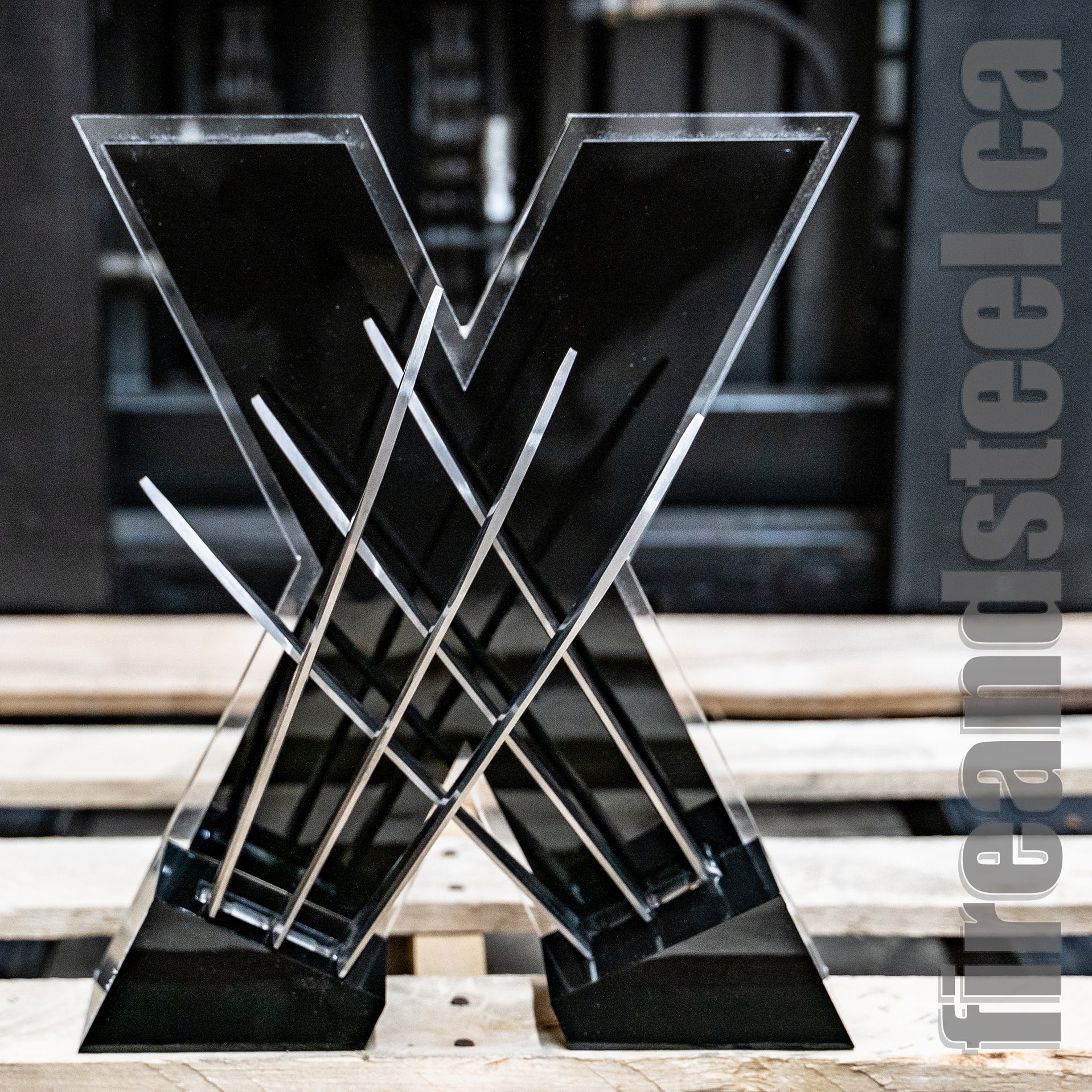 Wolverine Claws: Real Metal Wolverine Claws | Fire and Steel